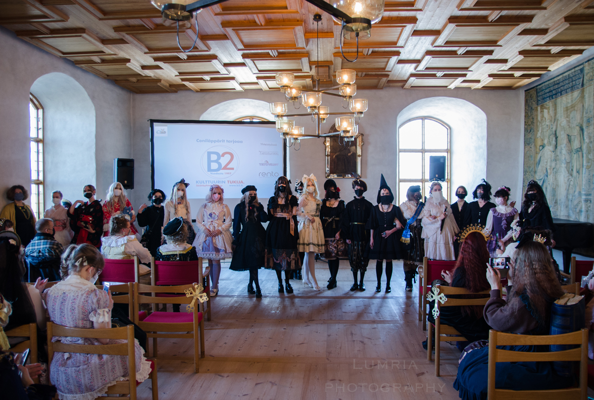 Model Call for Labyrinth of Dreams – Hellocon